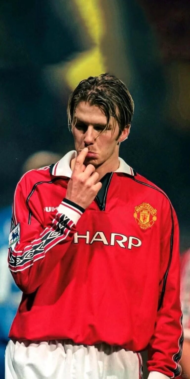 99+ Ảnh David Beckham tài tử trẻ trung, phong thái lịch lãm cực cuốn hút