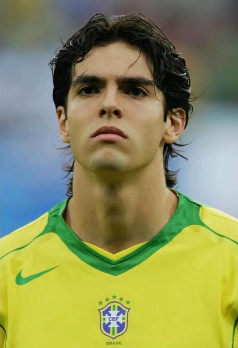 99+ Ảnh Ricardo Kaka đẹp xuất sắc, biểu tượng bóng đá và thời trang Brazil
