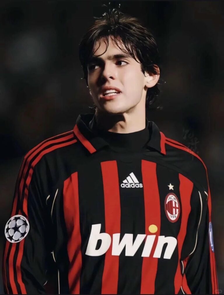 99+ Ảnh Ricardo Kaka đẹp xuất sắc, biểu tượng bóng đá và thời trang Brazil