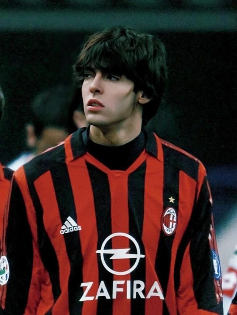 99+ Ảnh Ricardo Kaka đẹp xuất sắc, biểu tượng bóng đá và thời trang Brazil