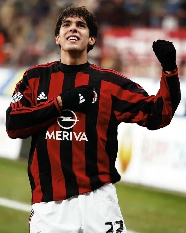 99+ Ảnh Ricardo Kaka đẹp xuất sắc, biểu tượng bóng đá và thời trang Brazil