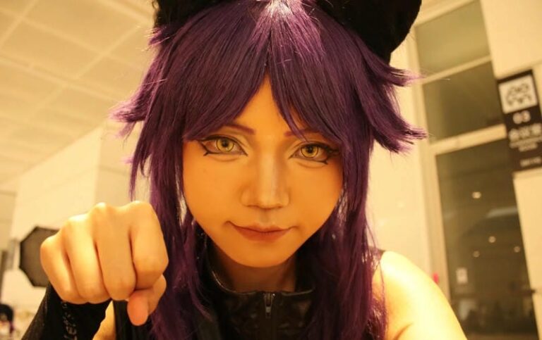 99+ Ảnh Yoruichi cosplay tuyệt đẹp, gợi cảm dành cho fan anime Bleach