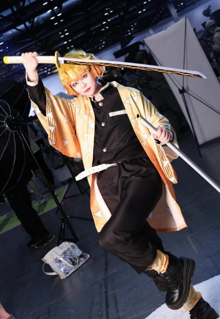 99+ Ảnh Zenitsu cosplay siêu chất, cực nổi bật cho fan anime Kimetsu no ...